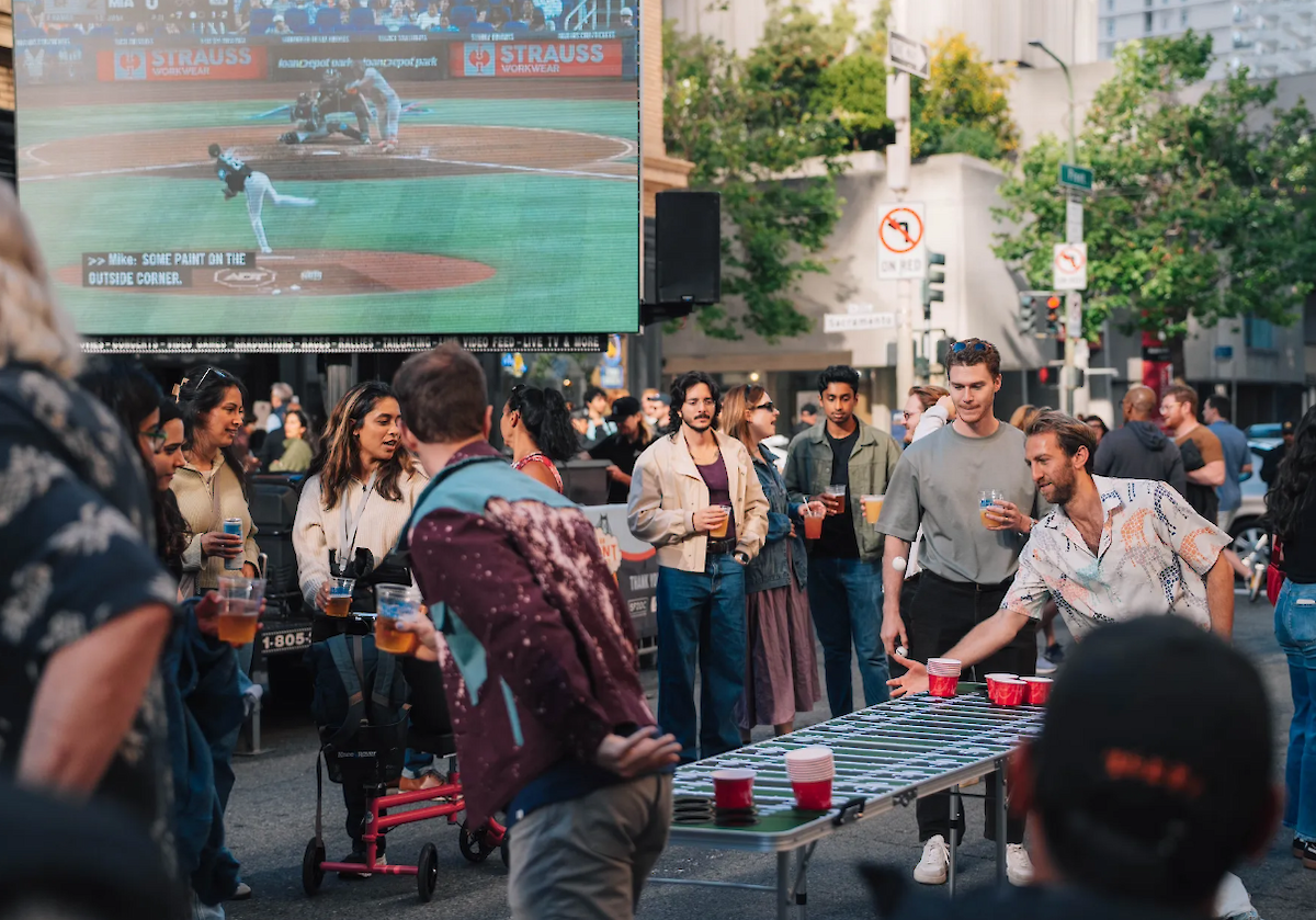 Fridays on Front St | FREE Block Party